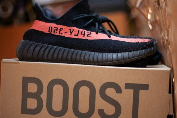 How To Tell If Yeezys Are Fake Or Not Easily